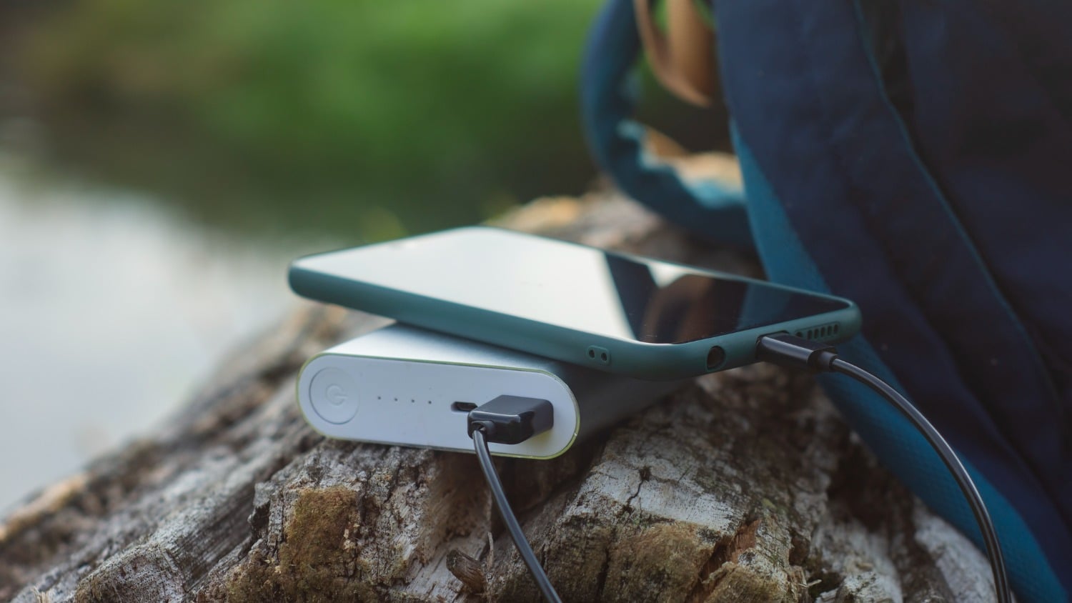 10 Compact Power Banks – Keeping Your Devices Charged on the Go | Sixty ...